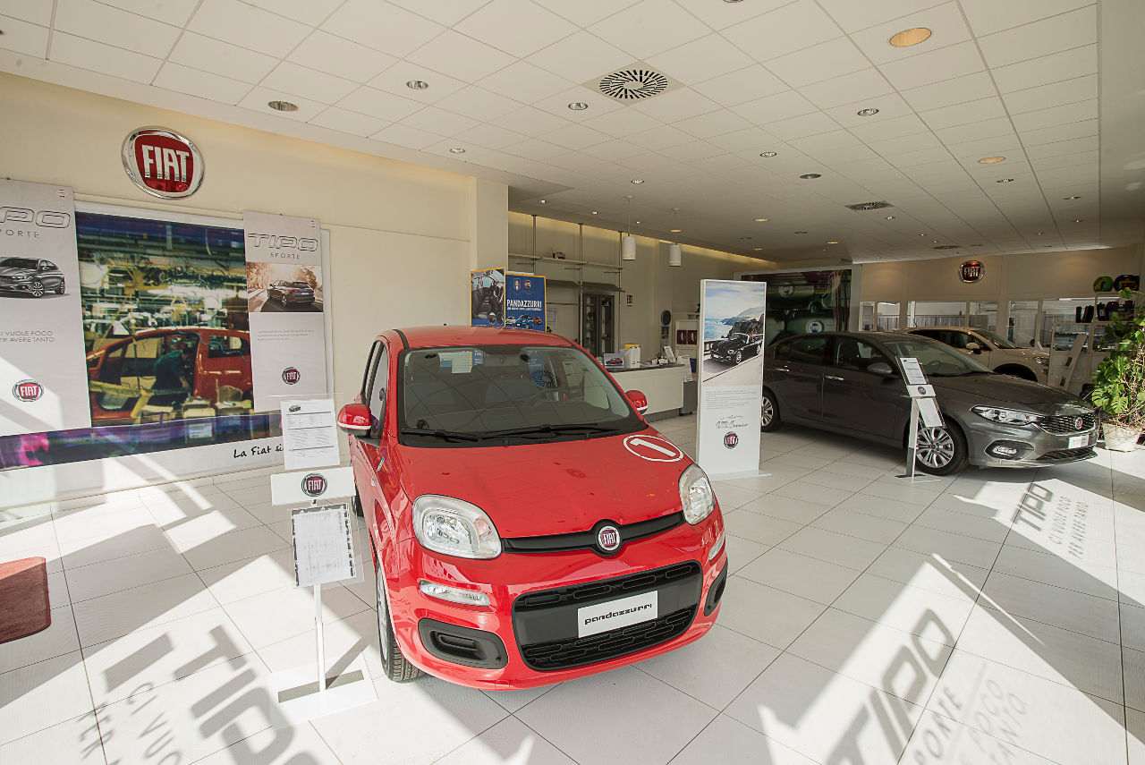 Scortichini e Pigliapoco, Autosalone FIAT Jesi (Ancona)